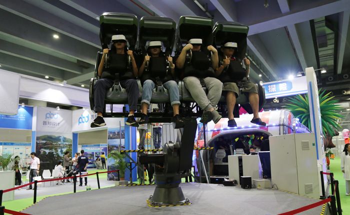 星际穿越|VR+机械臂|大型VR设备—乐客vr专注虚拟现实娱乐